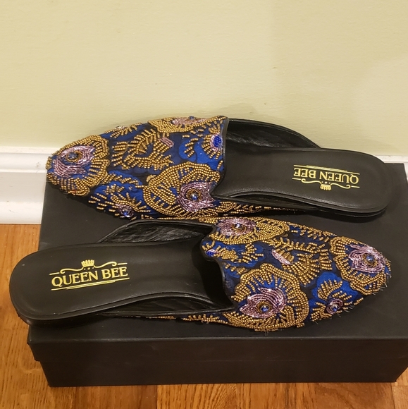 Queen Bee | Shoes | Mules | Poshmark